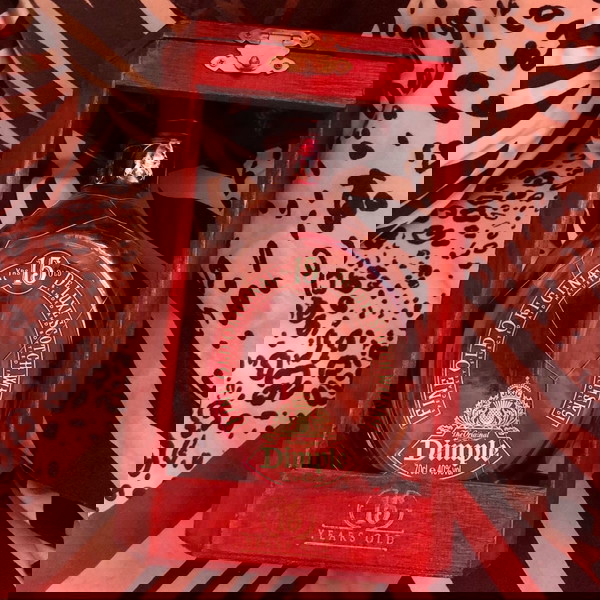 Dimple Deluxe 32 χρονών 40% 700ml Gift Box - € 60,00 - Vendora