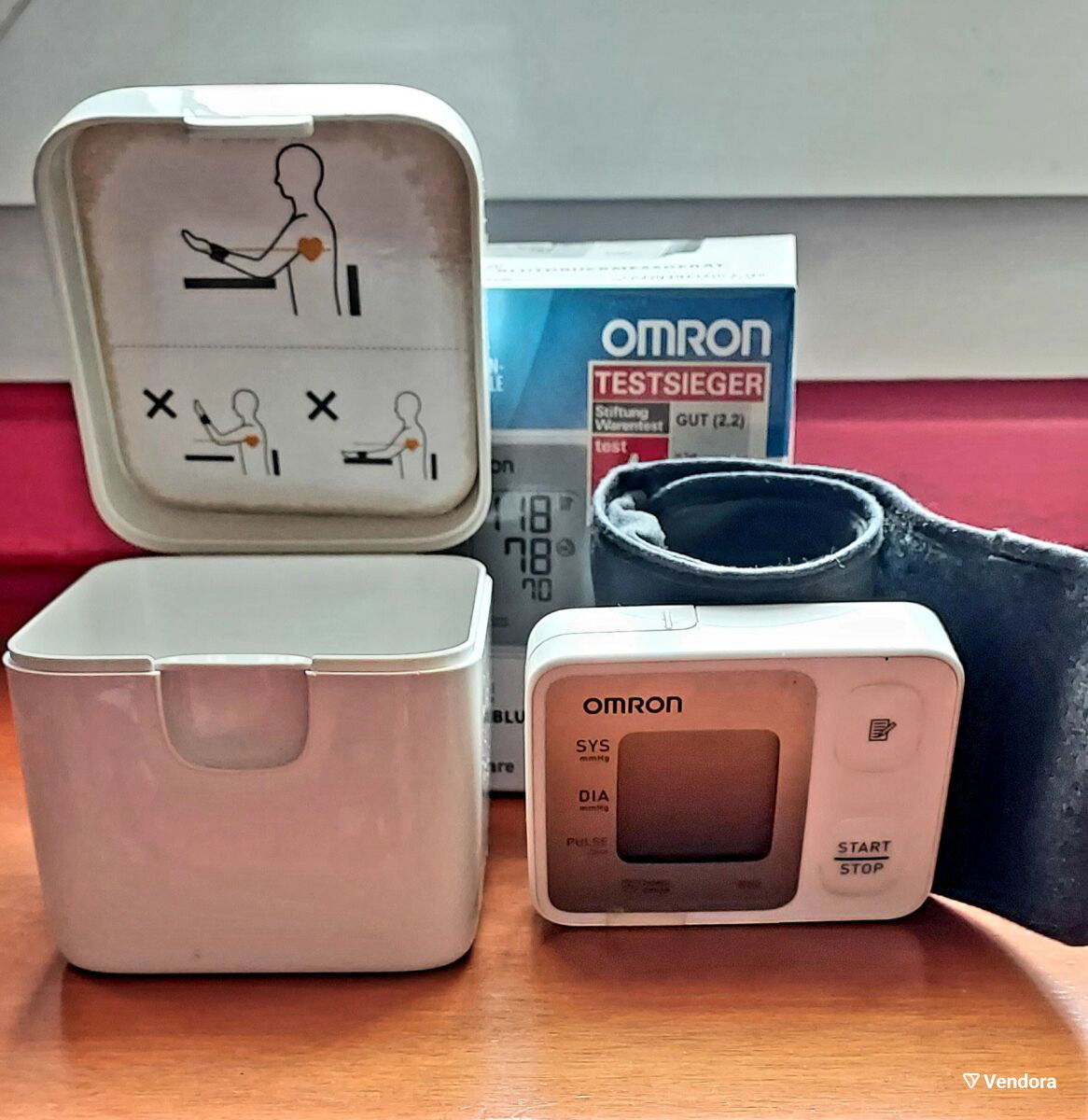 Omron ψηφιακό πιεσόμετρο καρπού σε πολύ… - € 25,00 - Vendora.gr
