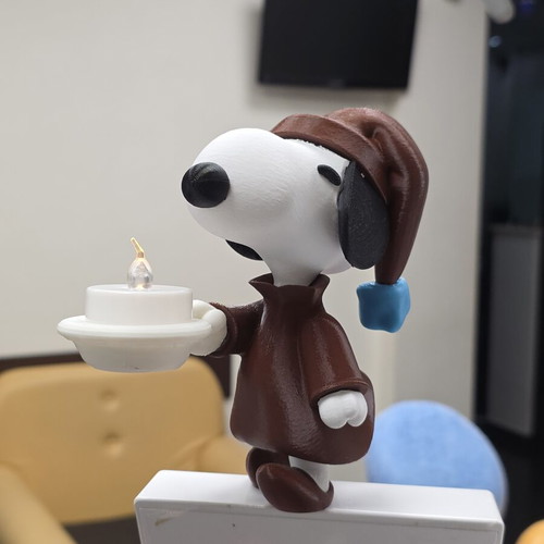 Фигура Snoopy с основа за LED свещ като… - € 18,00 - Vendora.bg
