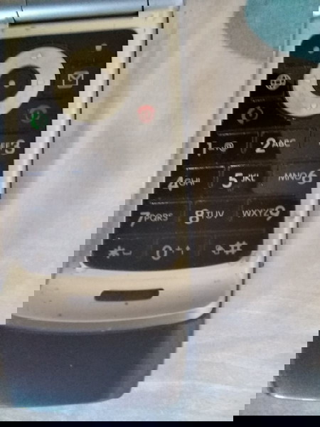 Τηλέφωνο Μοτορολα - € 18,00 - Vendora.gr