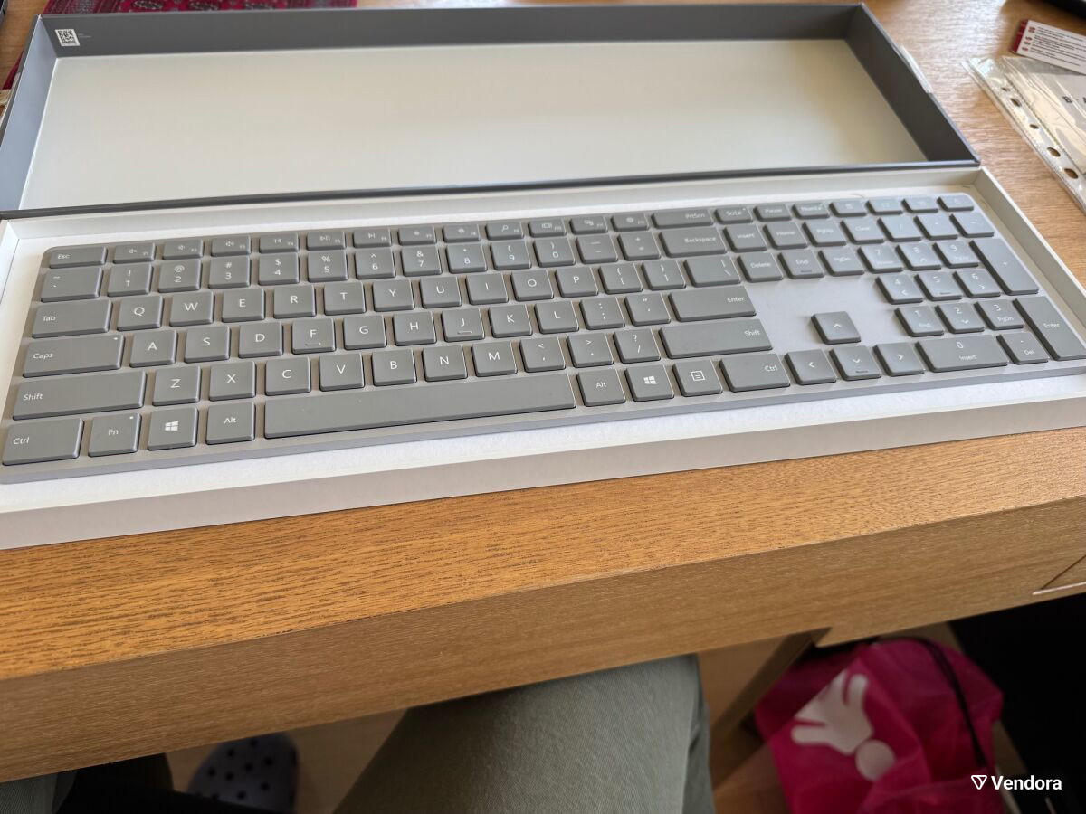 Microsoft Surface Wireless Πληκτρολόγιο… - € 80,00 - Vendora.gr