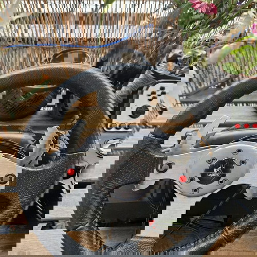 Logitech G25 Racing Wheel set σαν… - € 130,00 - Vendora.gr