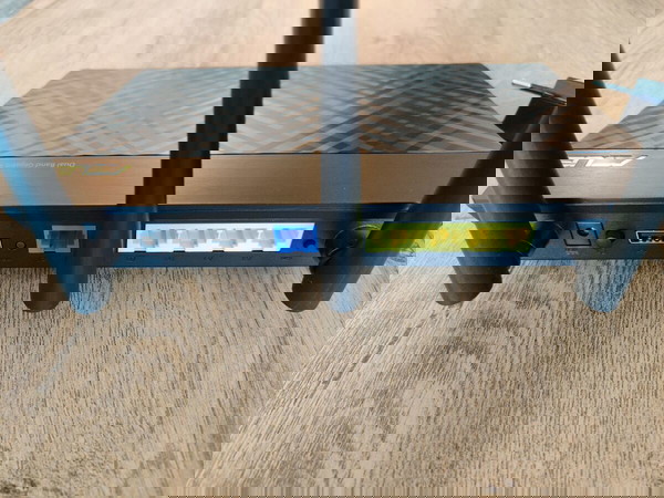 Γιγαμπίτης δρομολογητής - Asus RT-AC66U_B1… - € 60,00 - Vendora