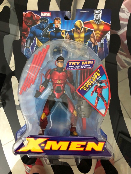 CYCLOPS RUBY-QUARTZ ARMOR X-MEN LEGENDS… - € 100,00 - Vendora