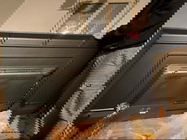 smart TV silver 50 inches - € 350,00 - Vendora.gr