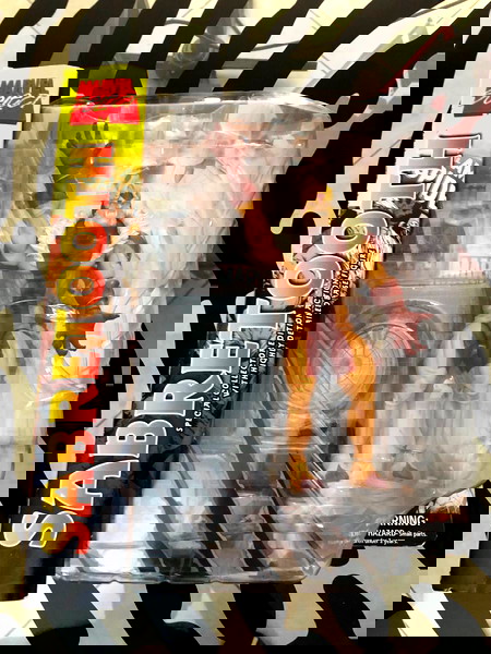 SABRETOOTH FIGURE MARVEL DIAMOND SELECT NEW… - € 60,00 - Vendora