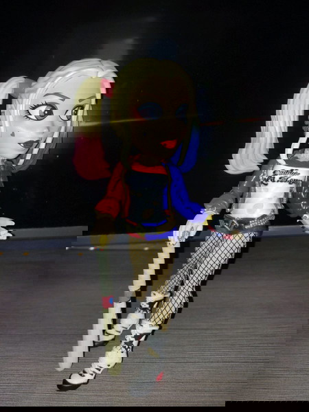 Suicide Squad - Harley Quinn Action Figure - € 33,00 - Vendora